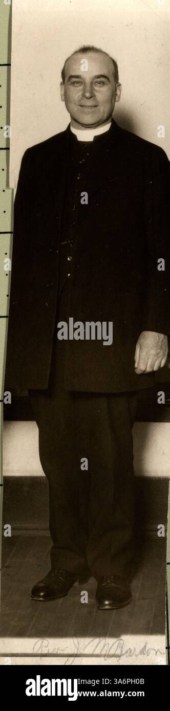 Showcasing his role in religious leadership hi-res stock photography ...