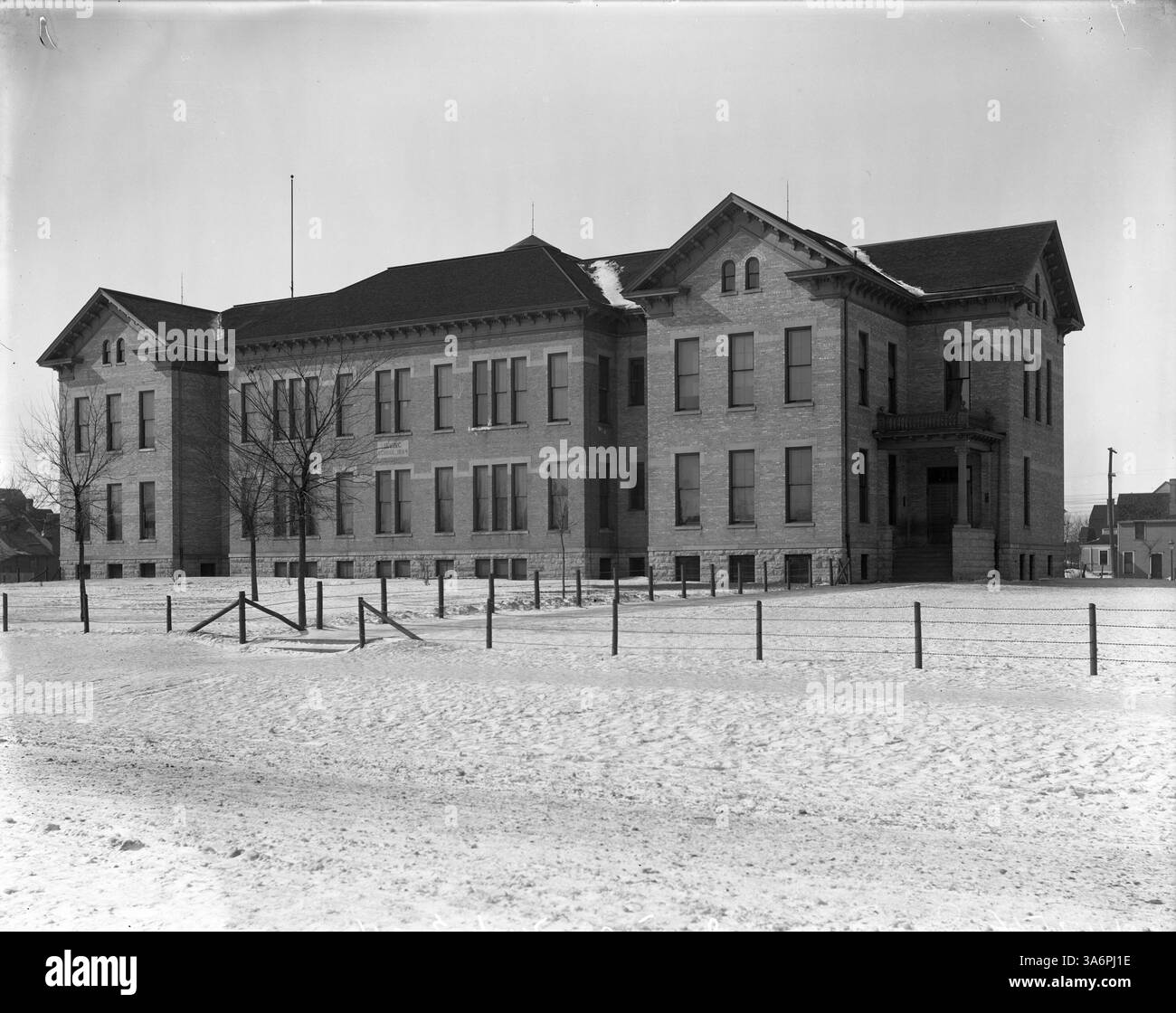 Photograph of Irving School's exterior taken in March 1904, archived in ...