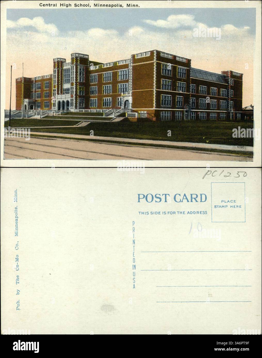 The Central High School in Minneapolis, Minnesota, opened in 1913, is ...