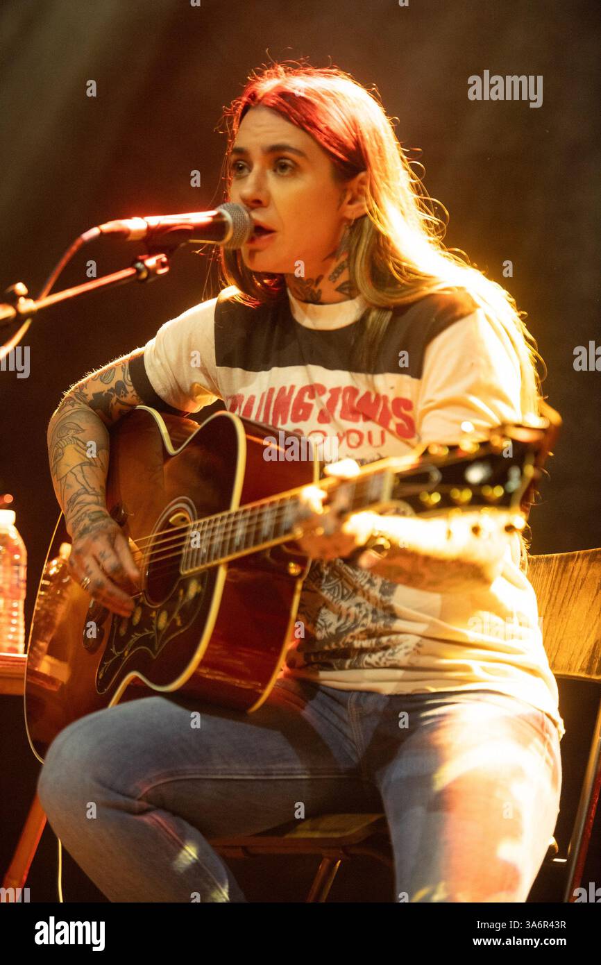 London, UK. 25 Mar 2025. Pictured: American Country Music singer ...