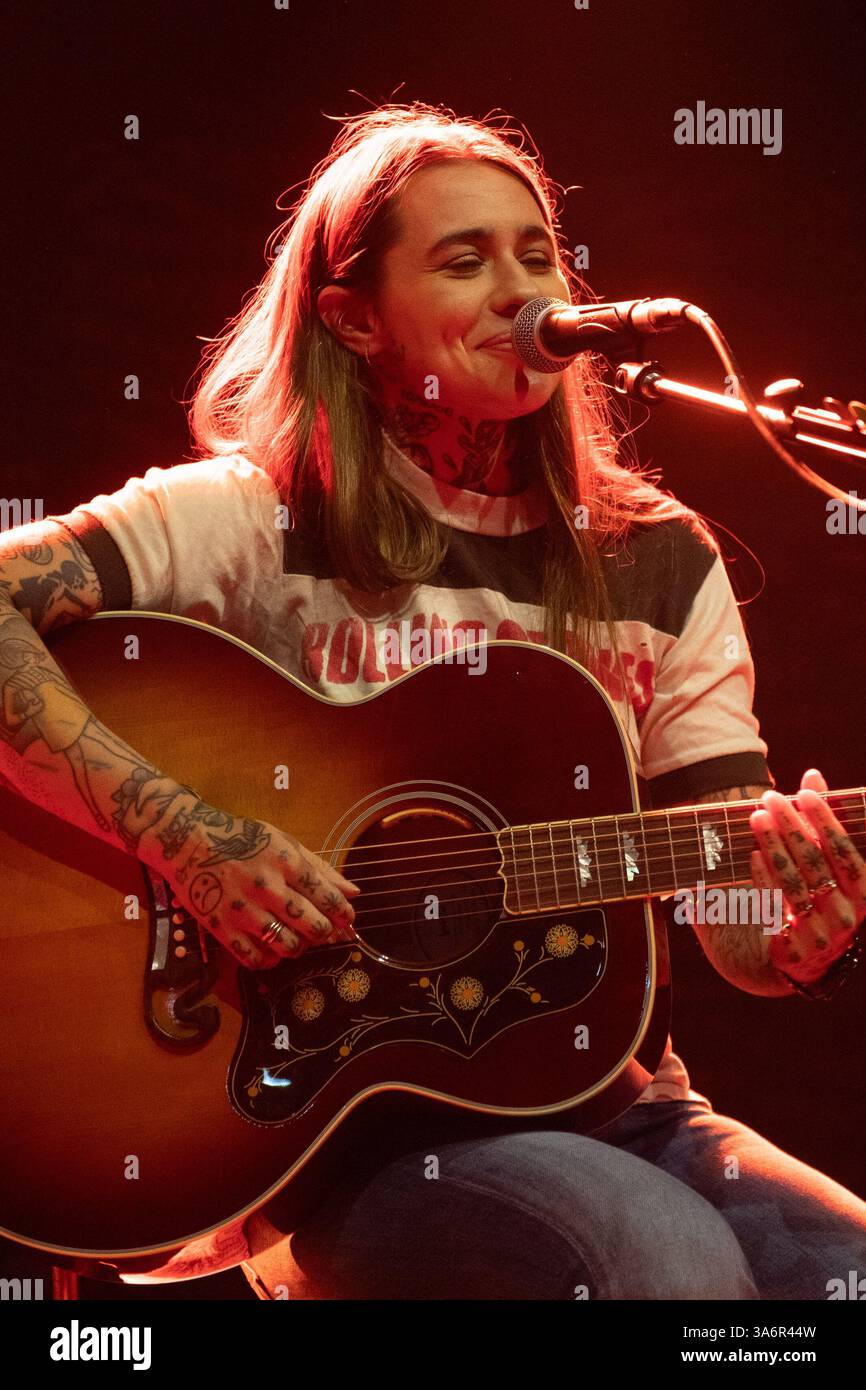 London, UK. 25 Mar 2025. Pictured: American Country Music singer ...