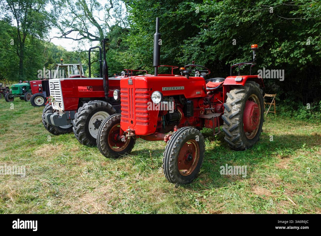Vintage Red Tractors at Farm Show Stock Photo - Alamy
