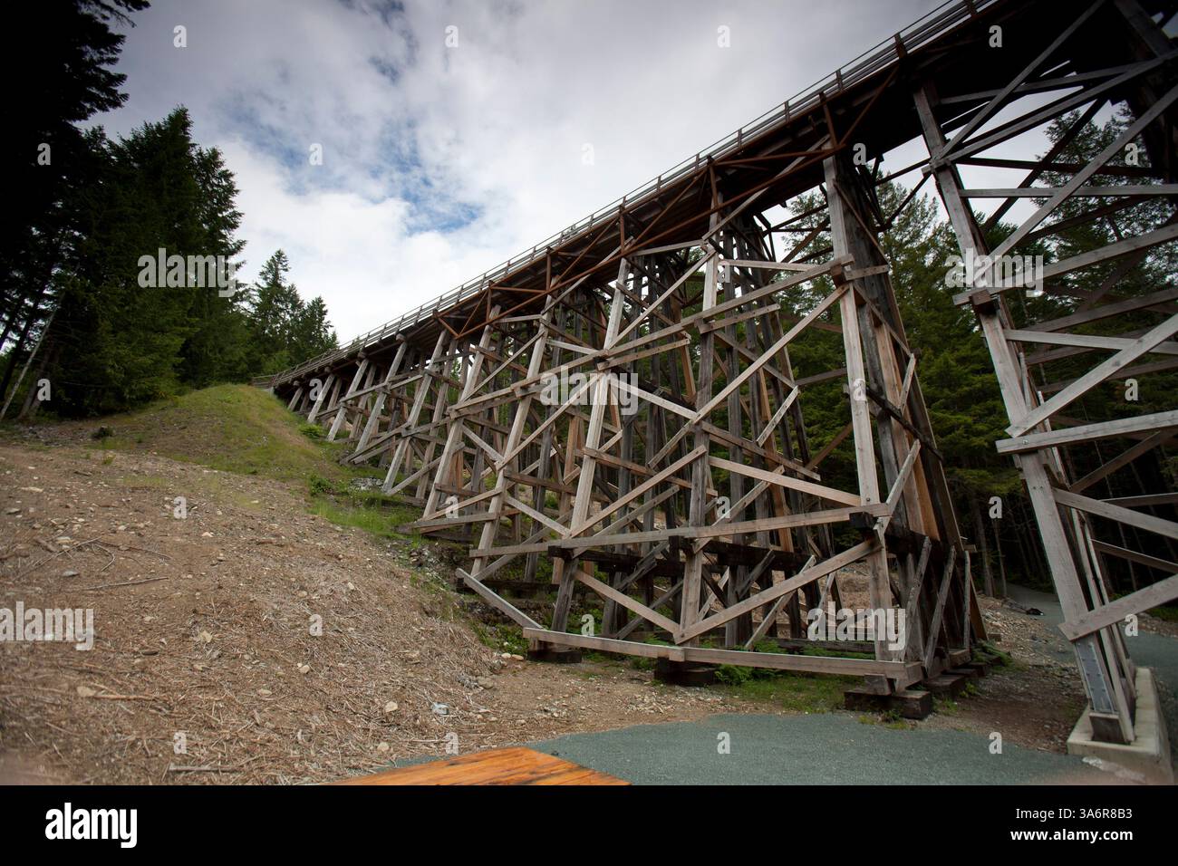 Kinsol bridge hi-res stock photography and images - Alamy