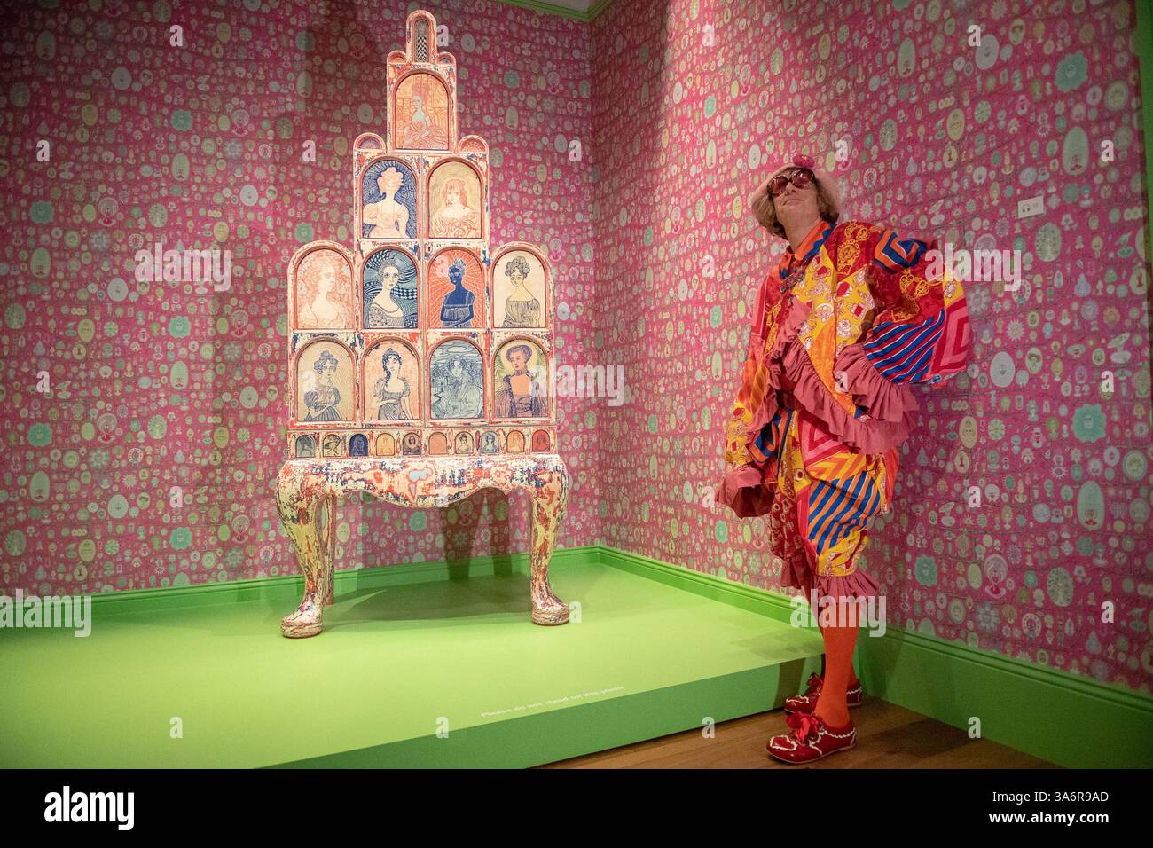 Cabinet altarpiece grayson perry hi-res stock photography and images ...