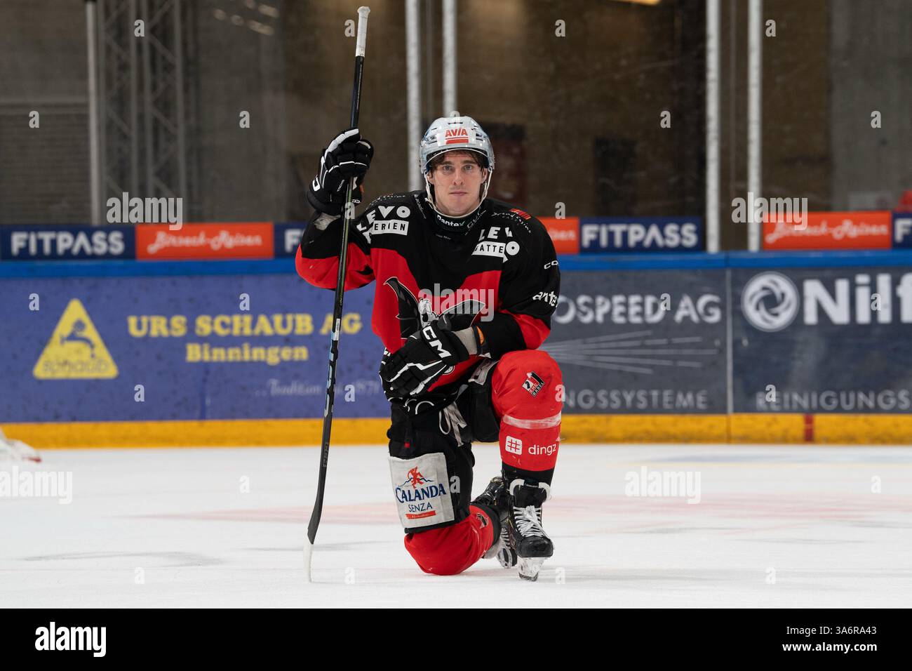 Basel, Schweiz, 25.03.2025 Disappointed #TS, Jakob Stukel (EHC Basel ...