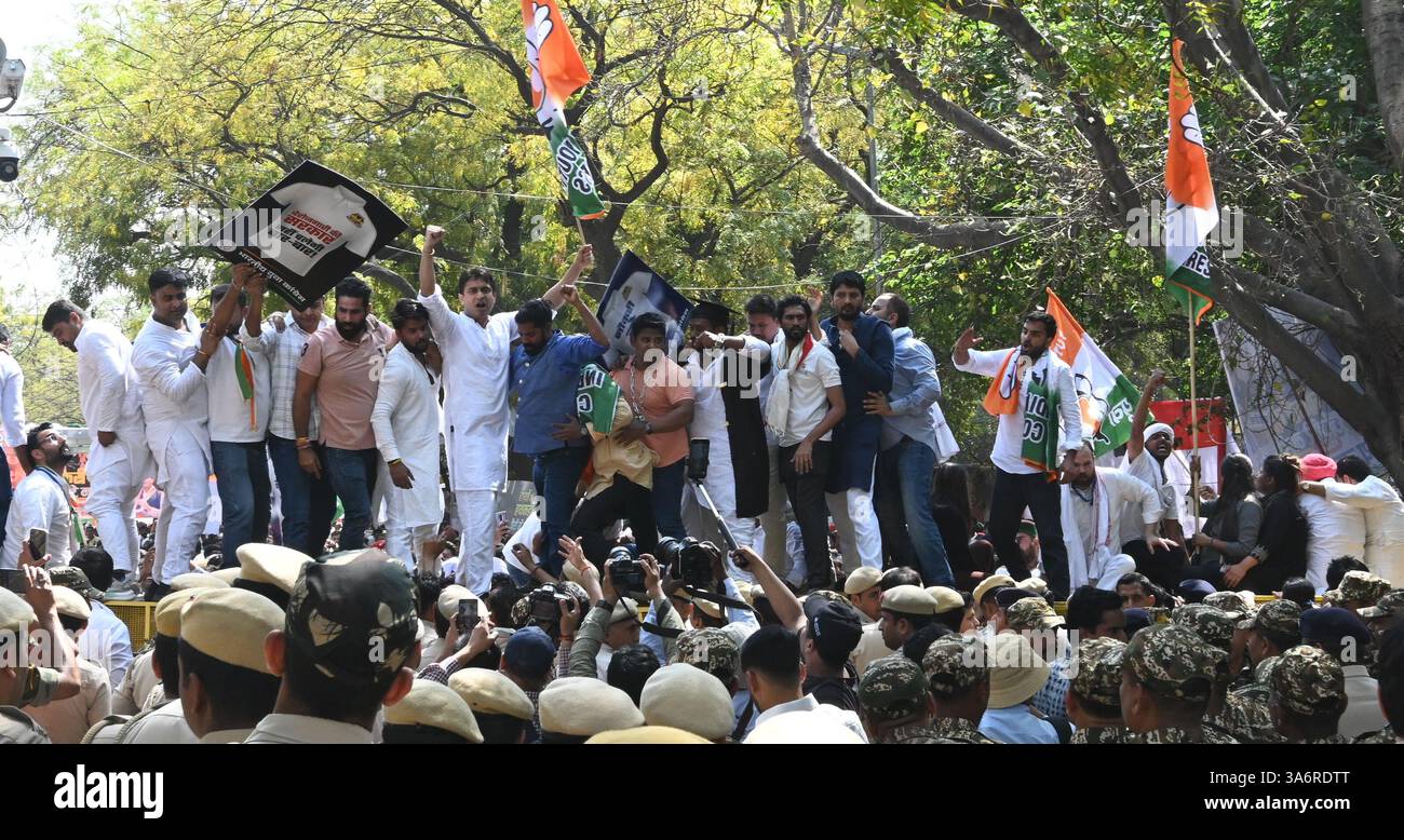 New Delhi, India. 25th Mar, 2025. NEW DELHI, INDIA - MARCH 25: Indian ...