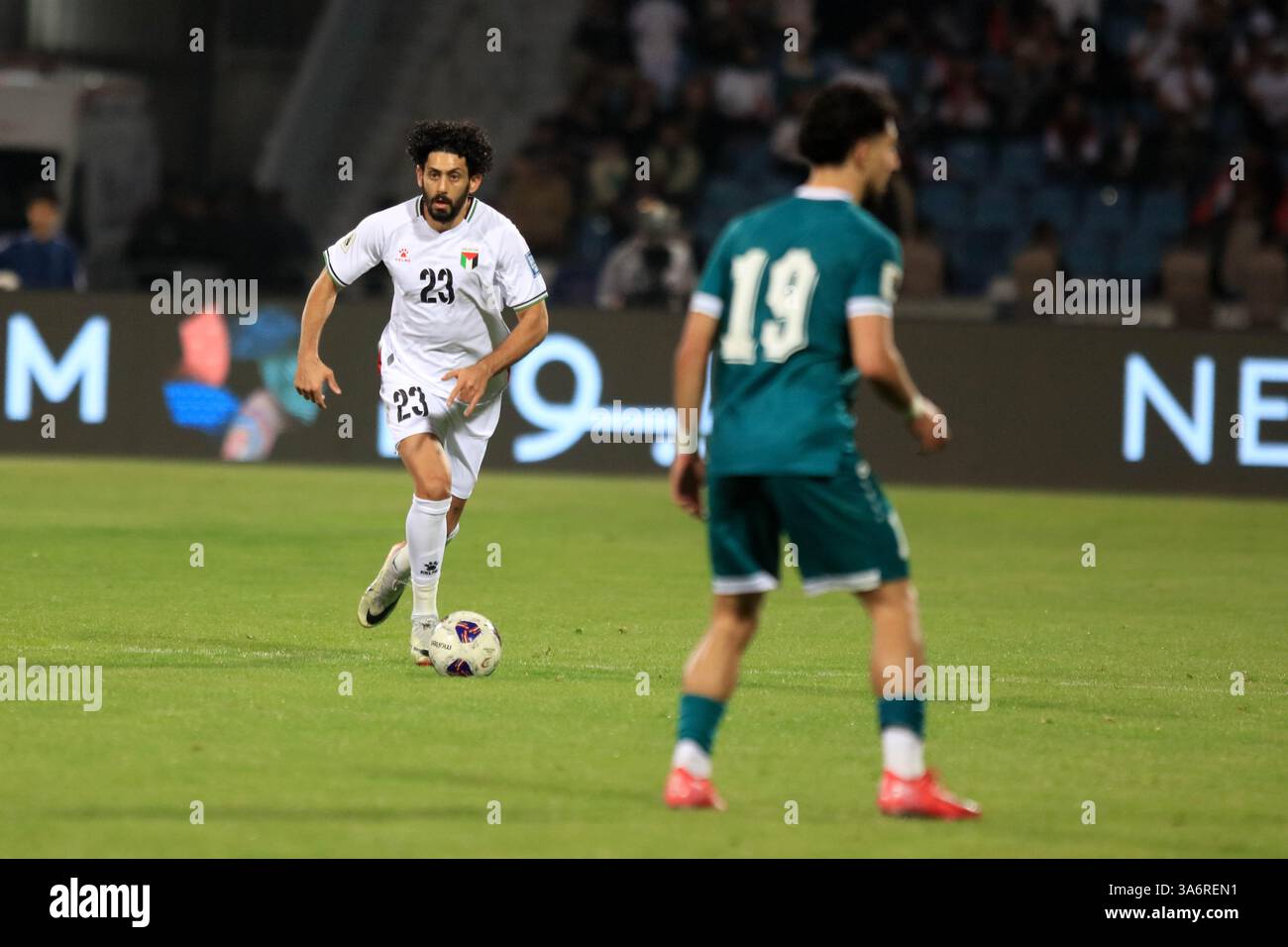 Amman, Jordan. 25th Mar, 2025. Ataa Jaber (L) of Palestine controls the ...