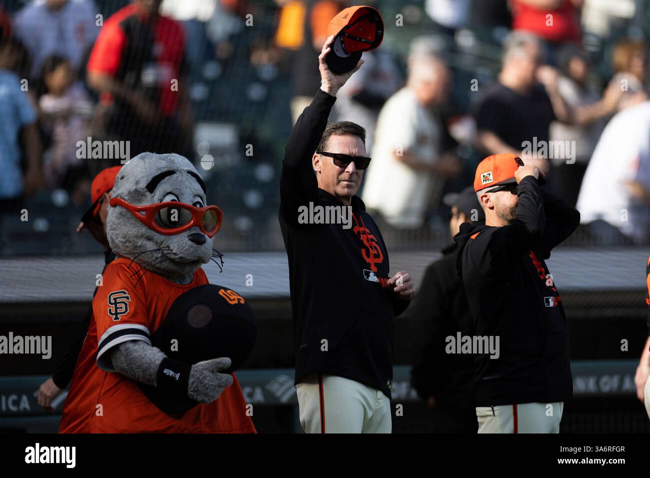 San Francisco Giants manager Bob Melvin gestures after the national ...