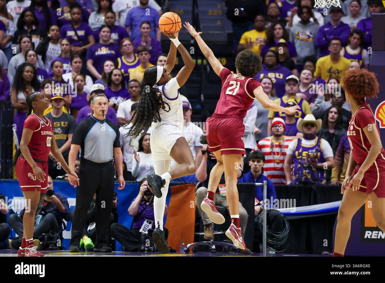 LSU Lady Tigers forward Aneesah Morrow (24) shoots a jumper against ...