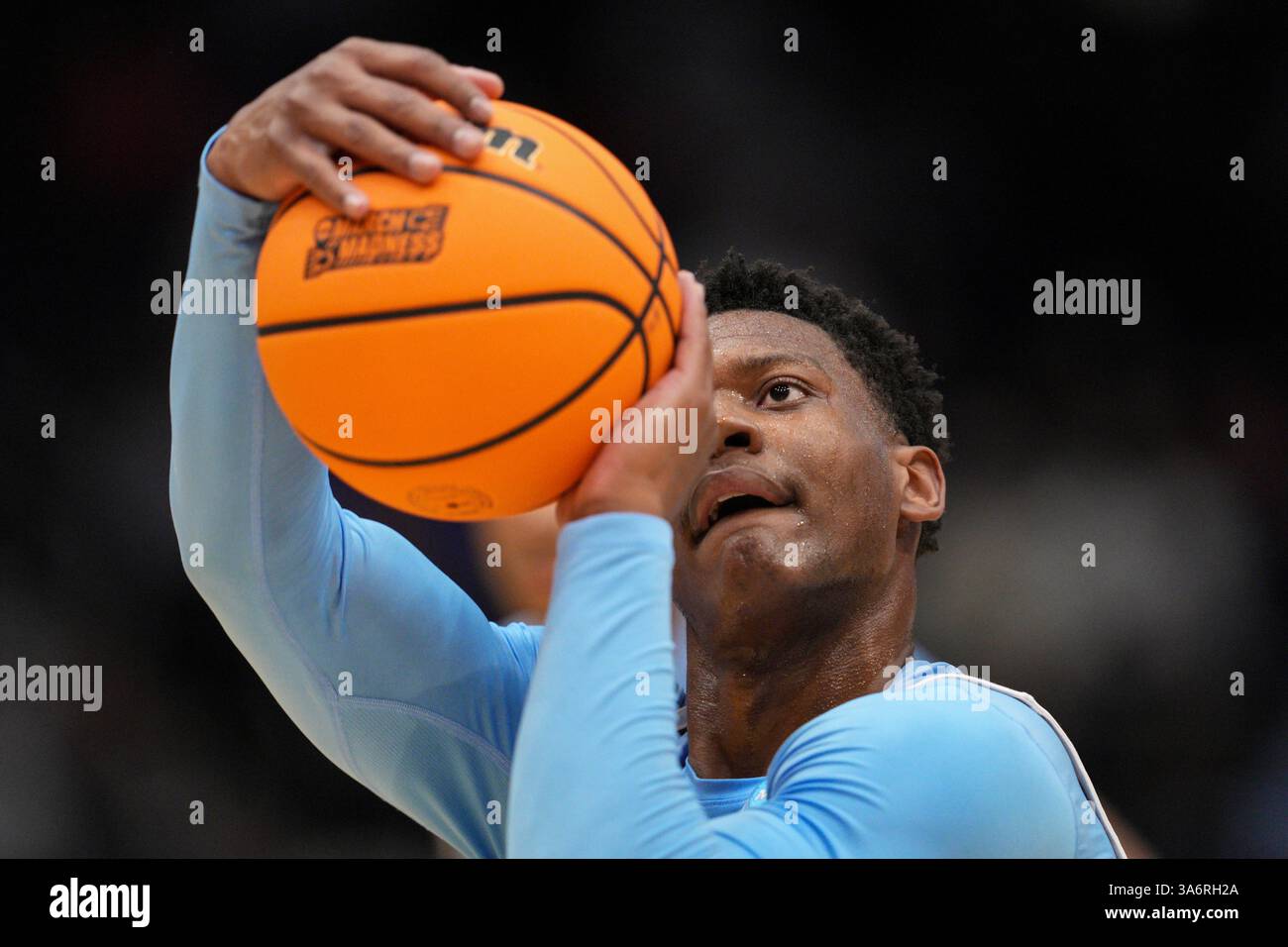 Mount St. Mary's guard Xavier Lipscomb (45) looks to shoot during a ...
