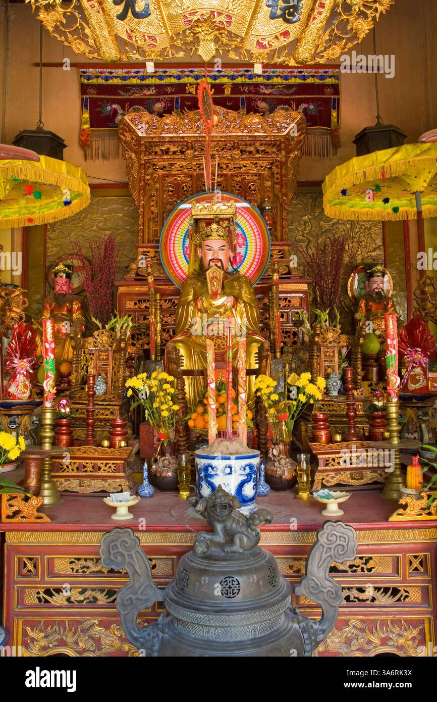 Temple in Tao Dan Culture Park, Ho Chi Minh City (Saigon), Vietnam ...