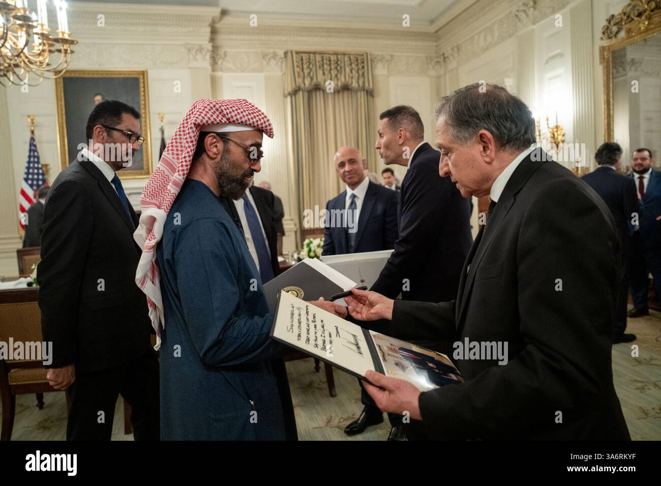 President Donald Trump meets with Sheikh Tahnoon bin Zayed Al Nahyan ...