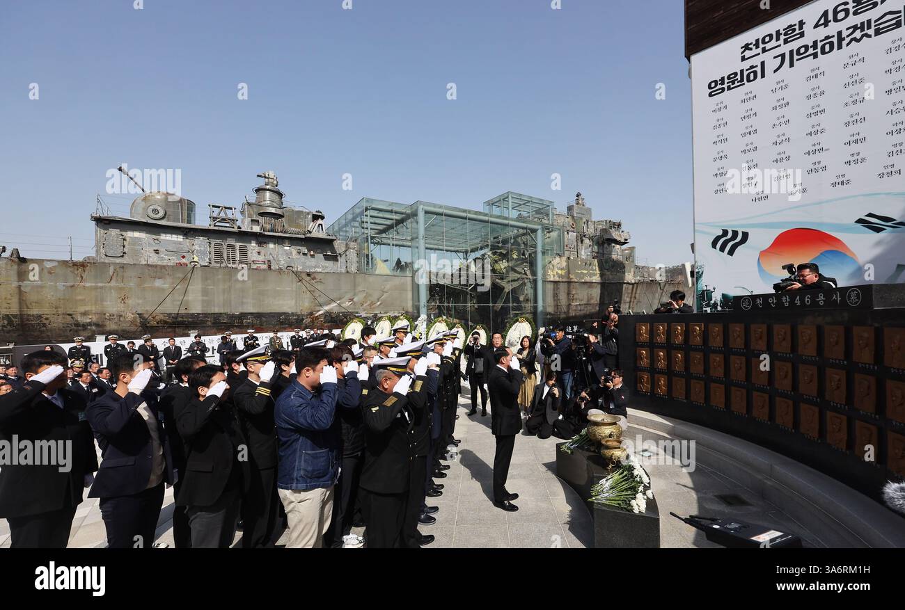 26th Mar, 2025. Anniversary of Cheonan warship sinking Sailors give a ...