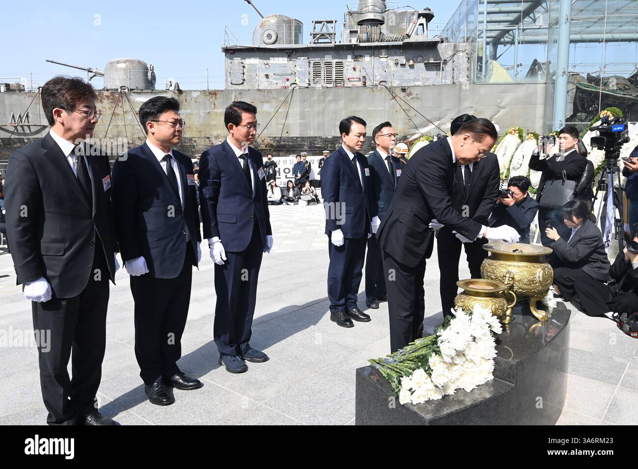 26th Mar, 2025. Anniversary of Cheonan warship sinking Kwon Young-se (R ...