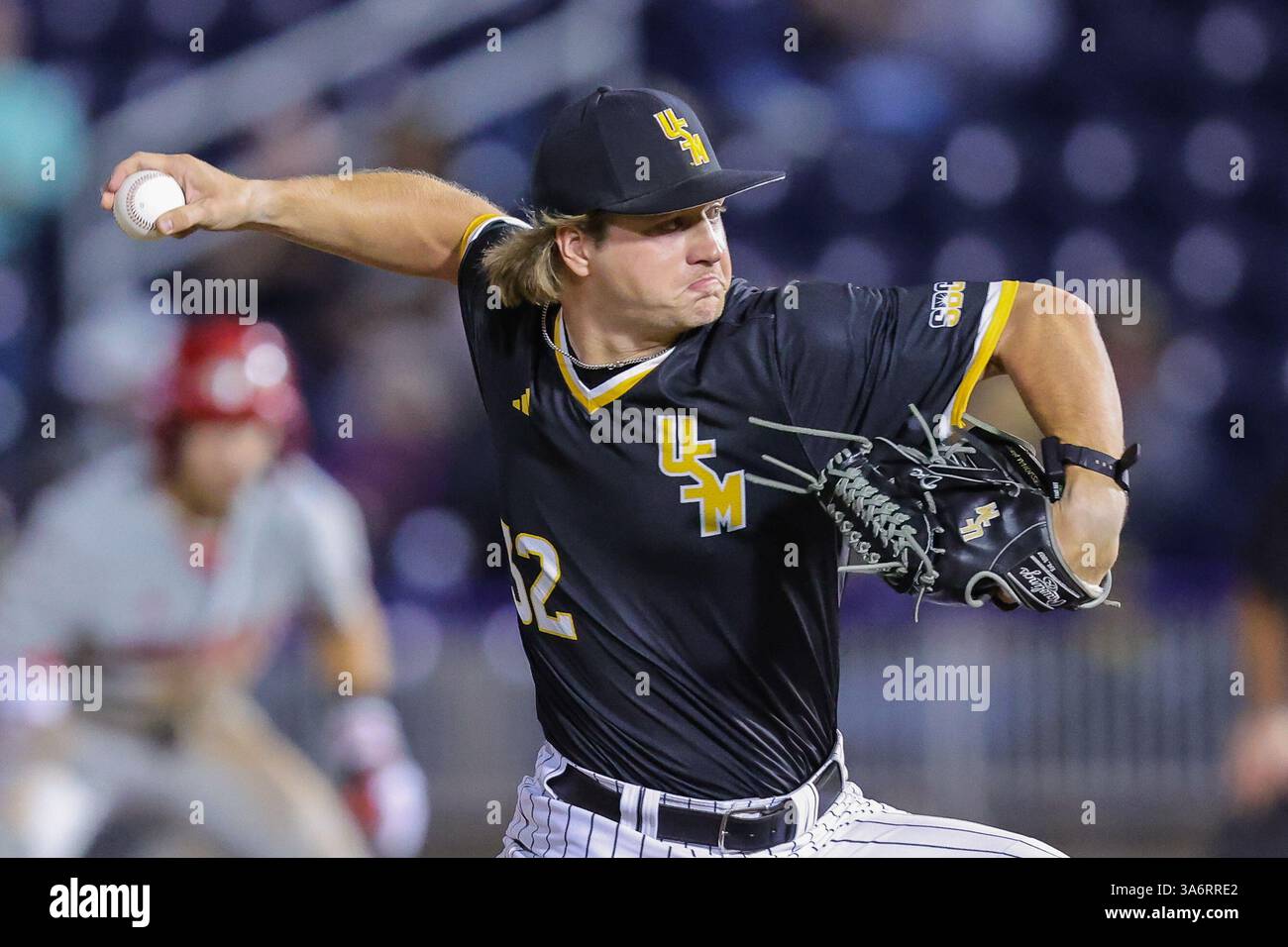 March25, 2025: Southern Miss. infielder Josh Och (32) pitches during ...