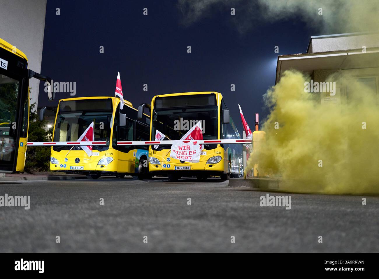 Berlin, Germany. 26th Mar, 2025. Start of a two-day warning strike at ...