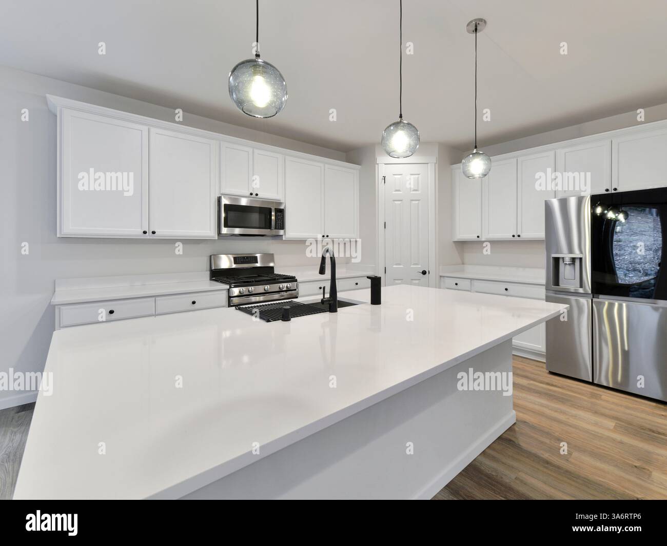 Modern residential luxury kitchen interior Stock Photo - Alamy