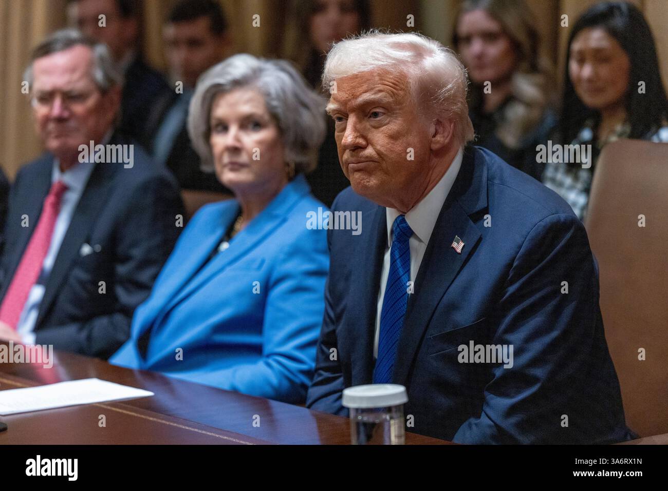 Trump cabinet meeting 2025 hi-res stock photography and images - Alamy