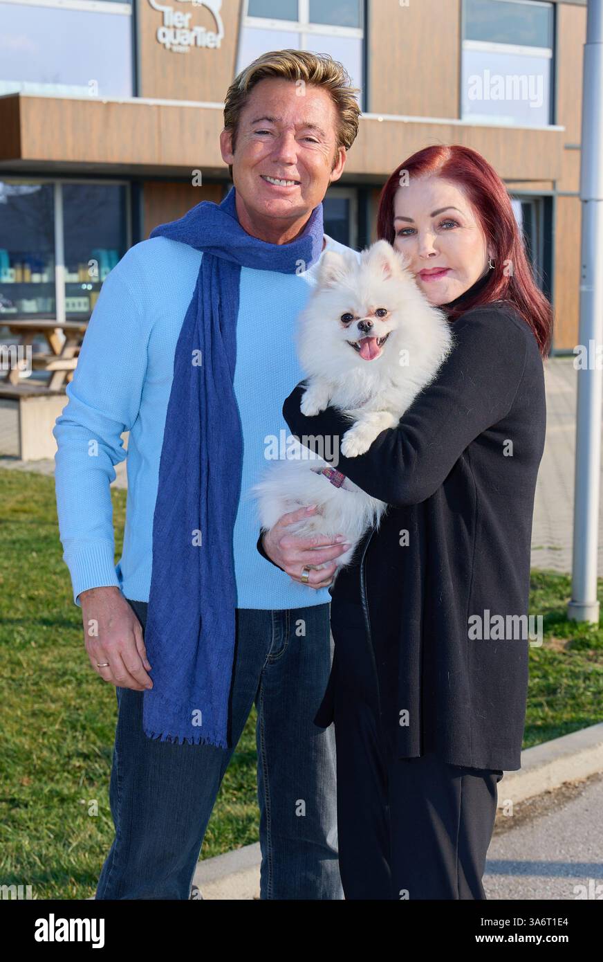 Priscilla Presley visits the animal shelter "Tierquartier" in Vienna ...