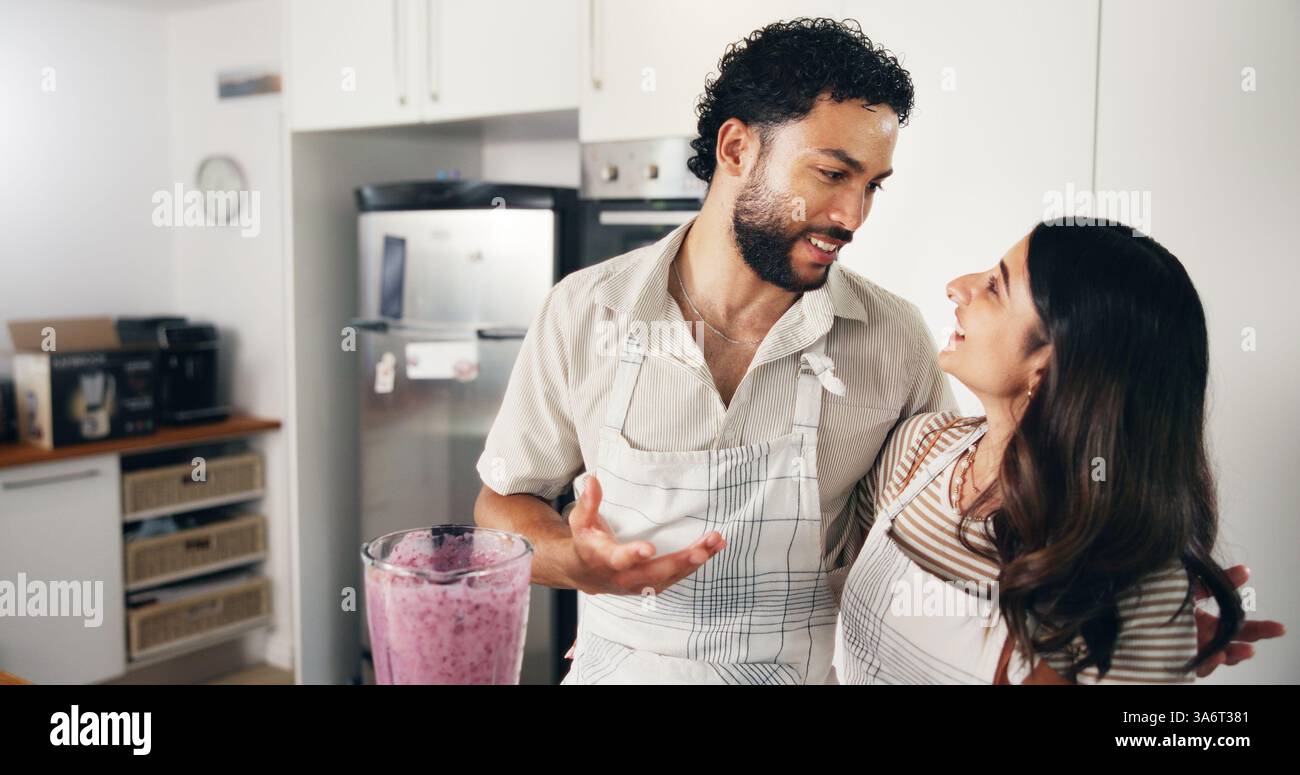 Talking blender couple in hi-res stock photography and images - Alamy