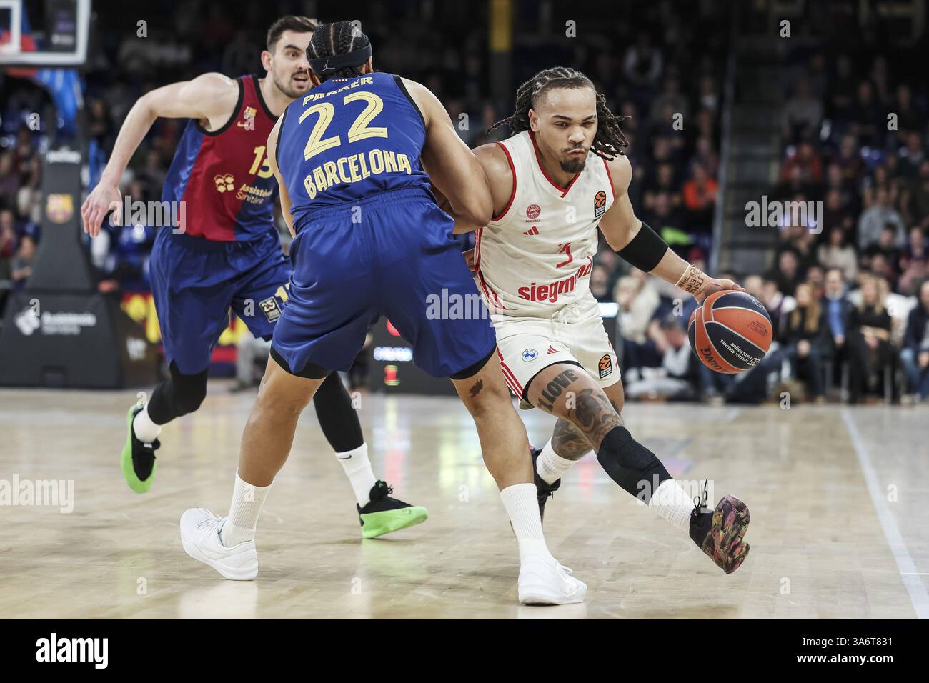 Carsen Edwards of Bayern Munich and Jabari Parker of FC Barcelona ...