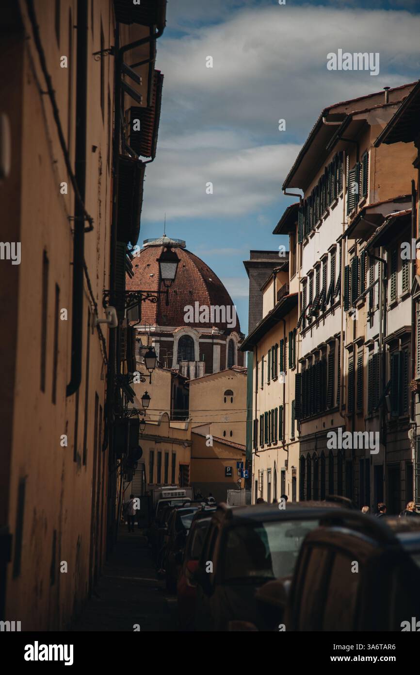 Backstreets naples italy hi-res stock photography and images - Alamy