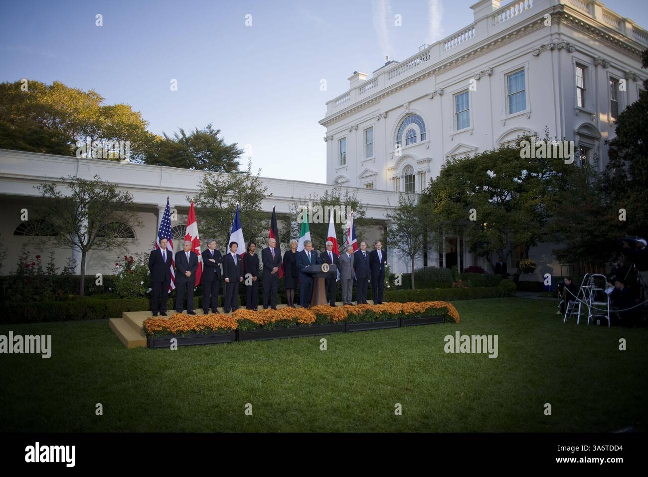 Mario draghi imf hi-res stock photography and images - Alamy