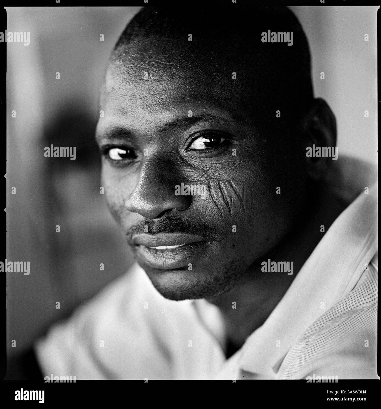 Ritual africa scarification hi-res stock photography and images - Alamy