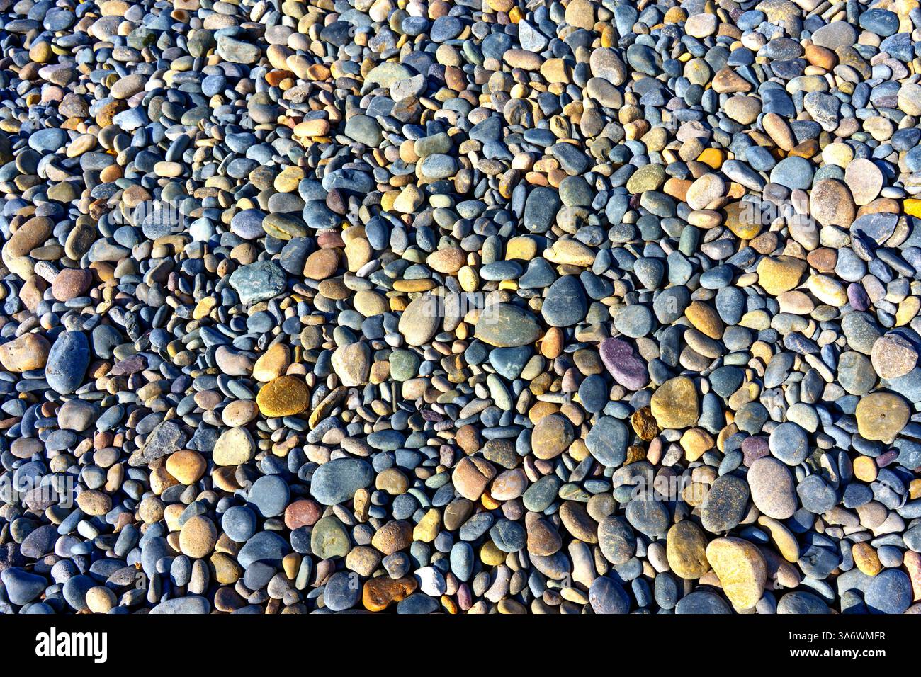 Rock surfaces on beach hi-res stock photography and images - Alamy