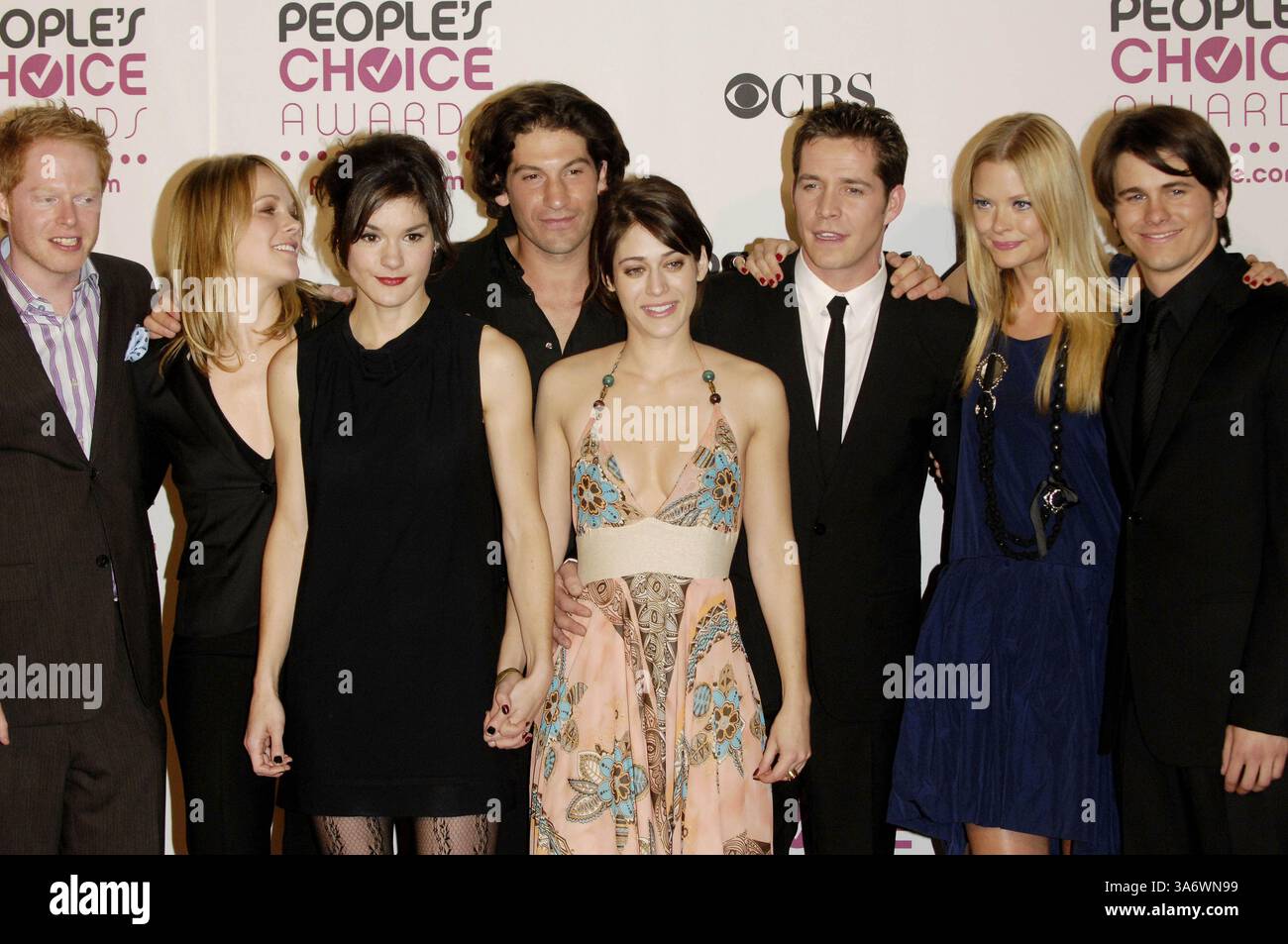 Lizzy caplan class hi-res stock photography and images - Alamy