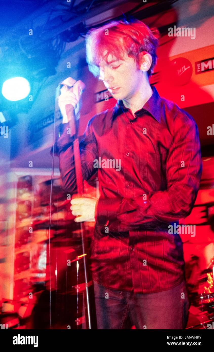 Mansun at Virgin Megastore September 1998, Oxford Street, London ...