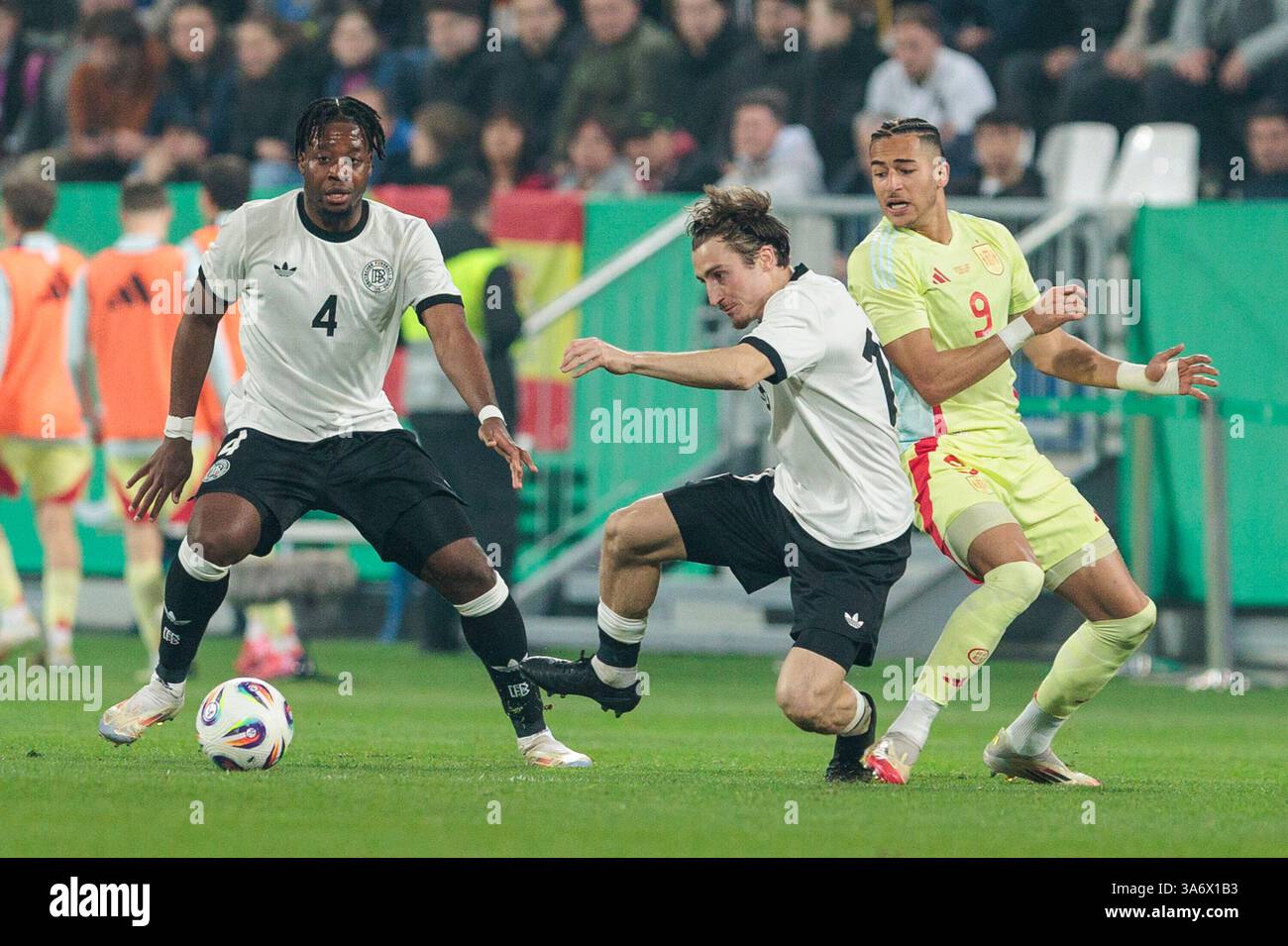 Bright Arrey-Mbi (Deutschland U21, 4), Rocco Reitz (Deutschland U21, 18 ...