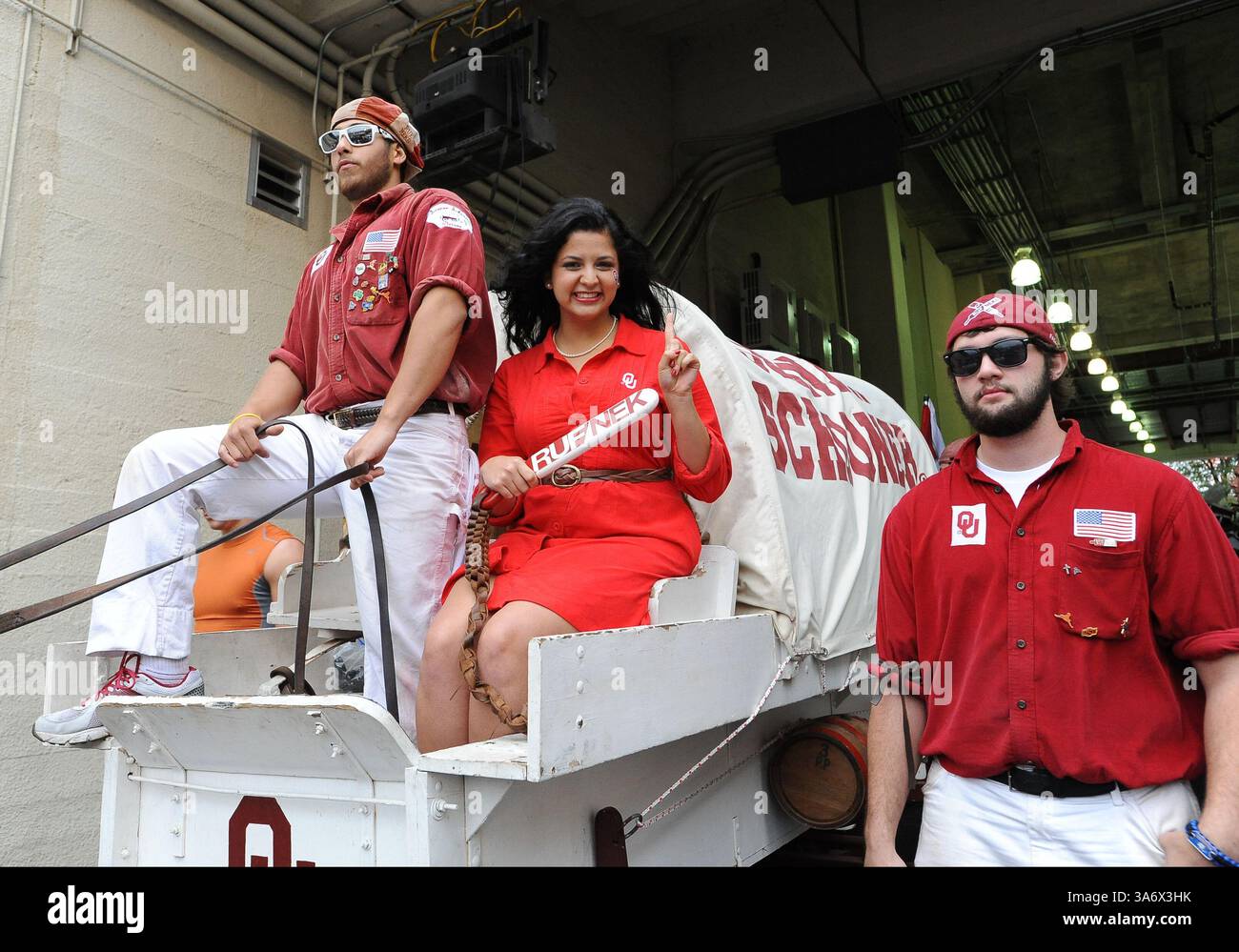 Ruf neks hi-res stock photography and images - Alamy