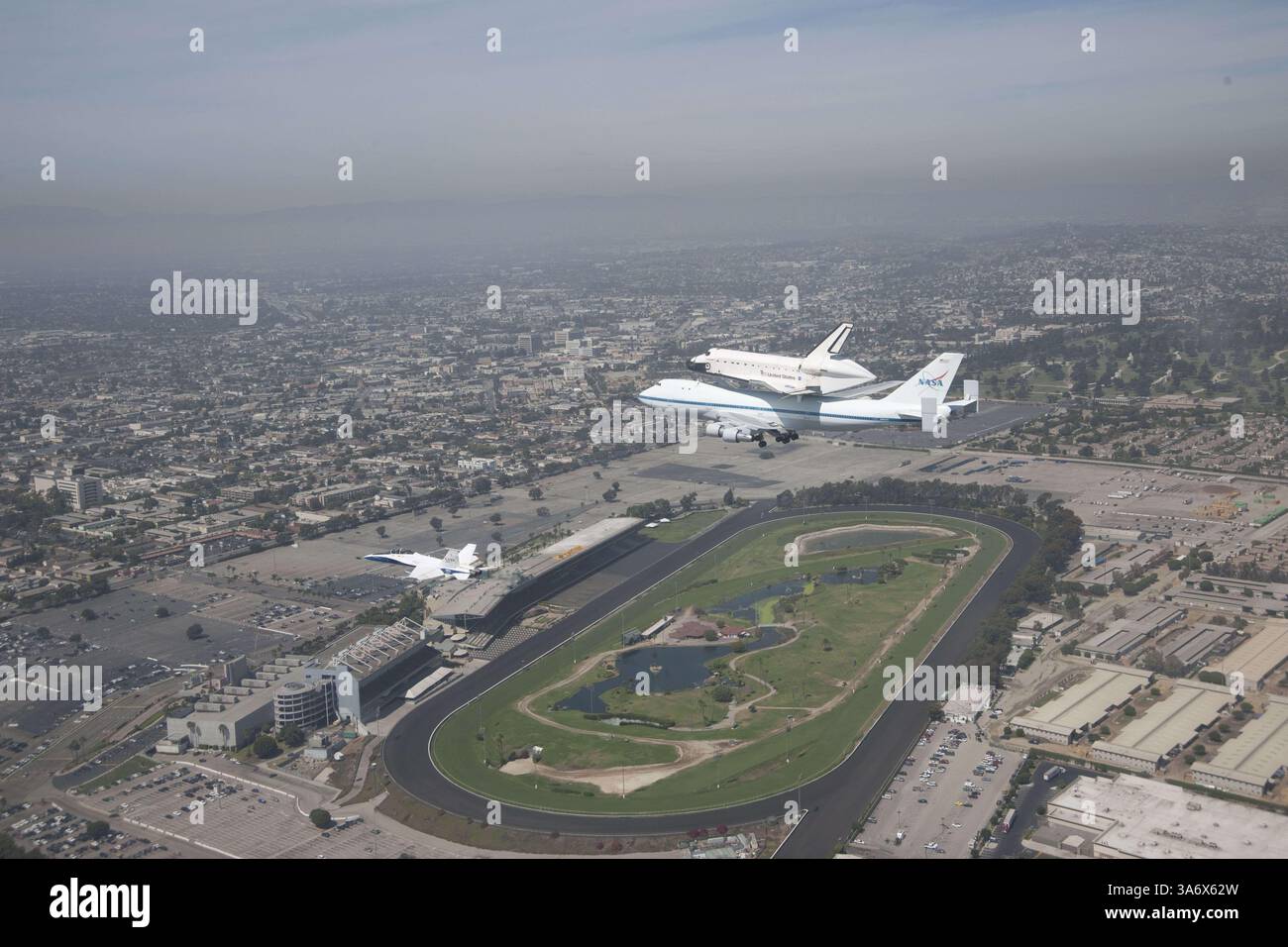 Sept. 21, 2012 - NASA's Shuttle Carrier Aircraft with space shuttle ...