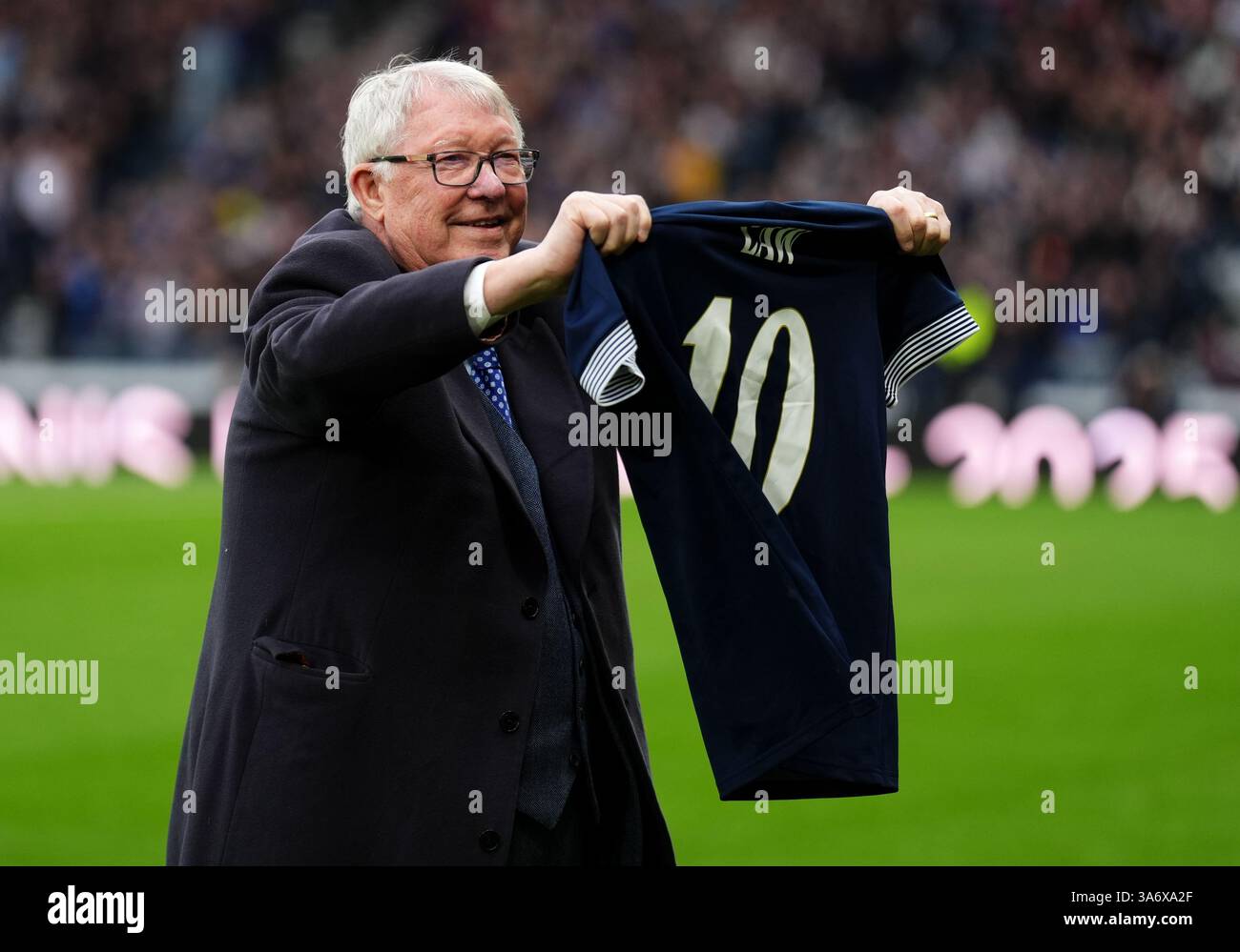 Sir Alex Ferguson plays tribute to the late Dennis law ahead of the ...