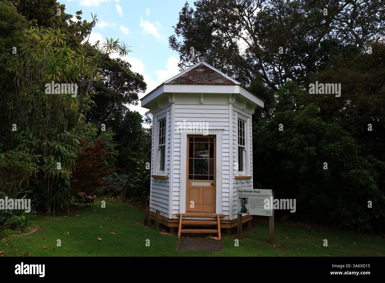 Kiwi North: Museum, Kiwi House and Heritage Park is a museum in ...