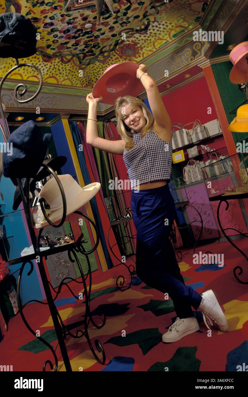 Jun 06, 1996; Austin, TX, USA; (FILE PHOTO) MARGARET LeANN RIMES (born ...