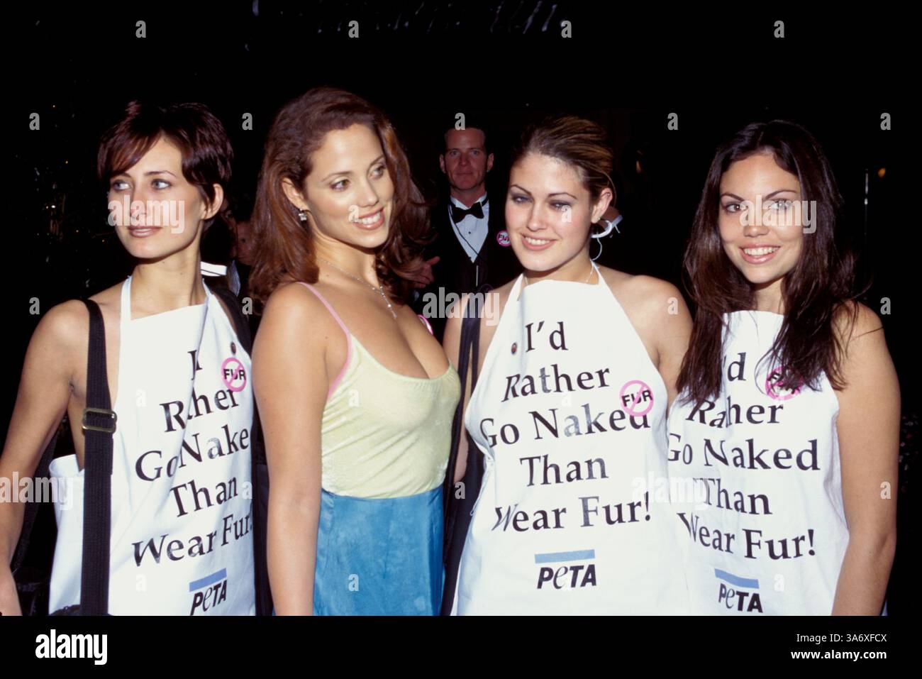 Elizabeth berkley 1996 hi-res stock photography and images - Alamy