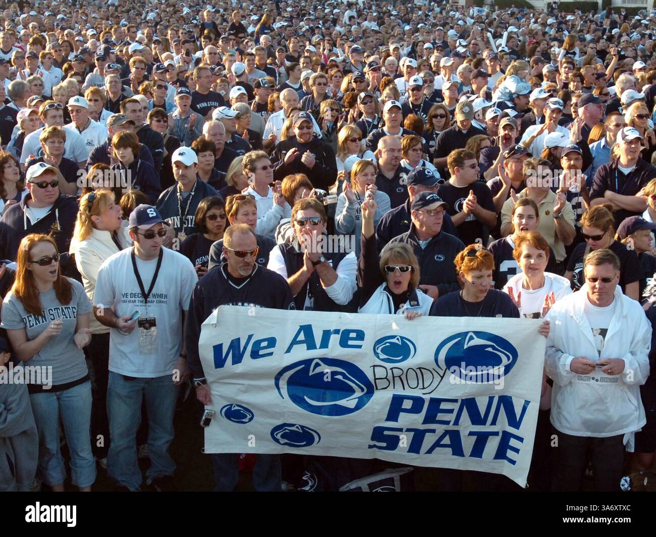 Penn state pep rally hi-res stock photography and images - Alamy