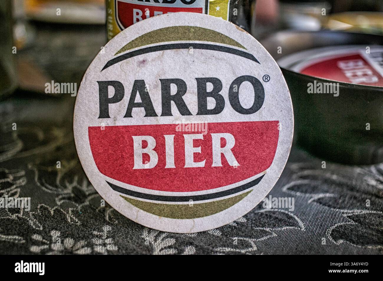 Creative coaster hi-res stock photography and images - Alamy