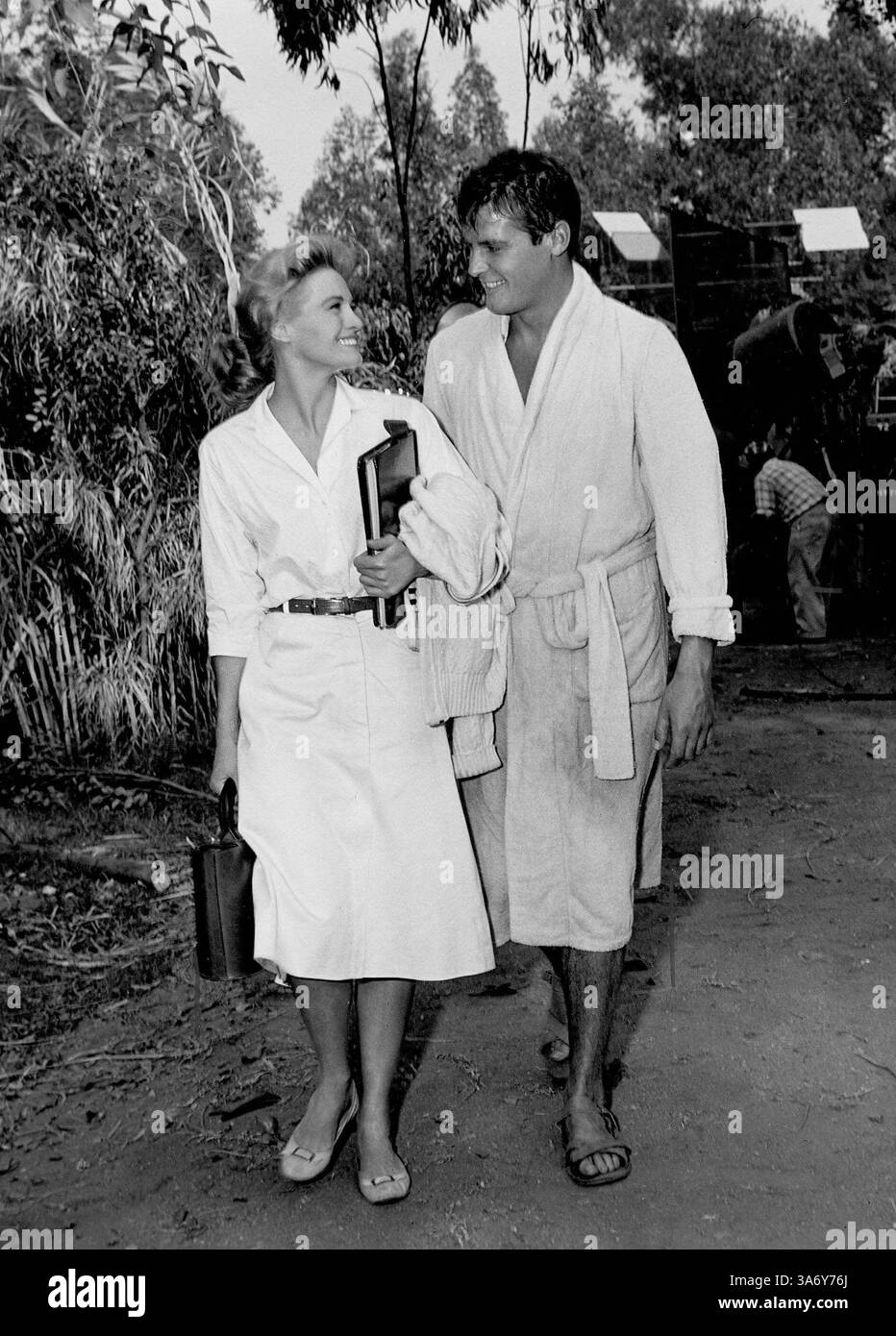 June 24, 2005 - ANGIE DICKINSON WITH ROGER MOORE ON THEIR WAY TO THE ...