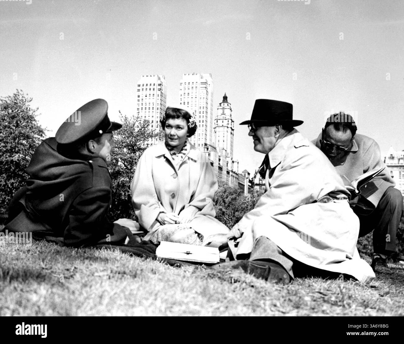 Jan. 1, 2011 - VAN JOHNSON, JANE WYMAN, DIRECTOR RUDY MATE AND DIALOGUE ...