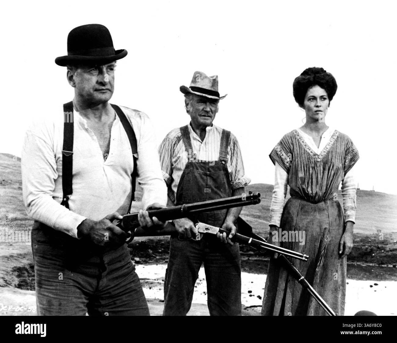 Jan. 1, 2011 - GEORGE C. SCOTT, JOHN MILLS AND FAYE DUNAWAY.1973 ...