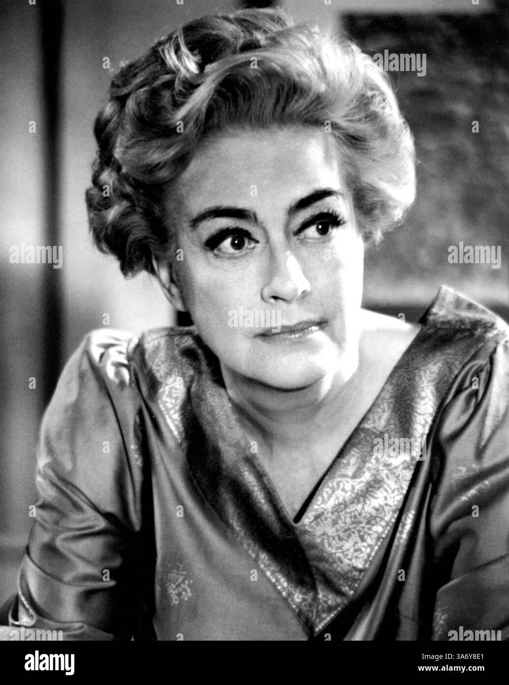 Joan crawford trog 1970 hi-res stock photography and images - Alamy