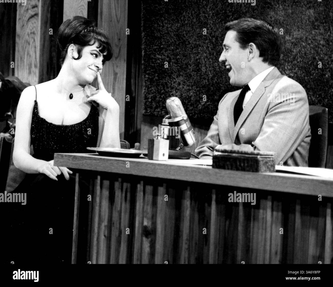 Joanne worley Black and White Stock Photos & Images - Alamy