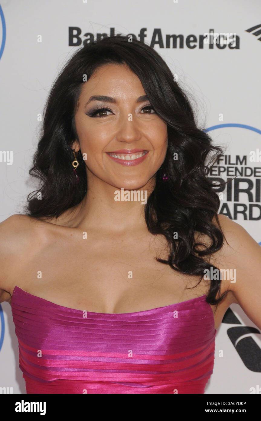 Yvette Yates at the 30th Spirit Awards arrivals held at Venice Beach ...