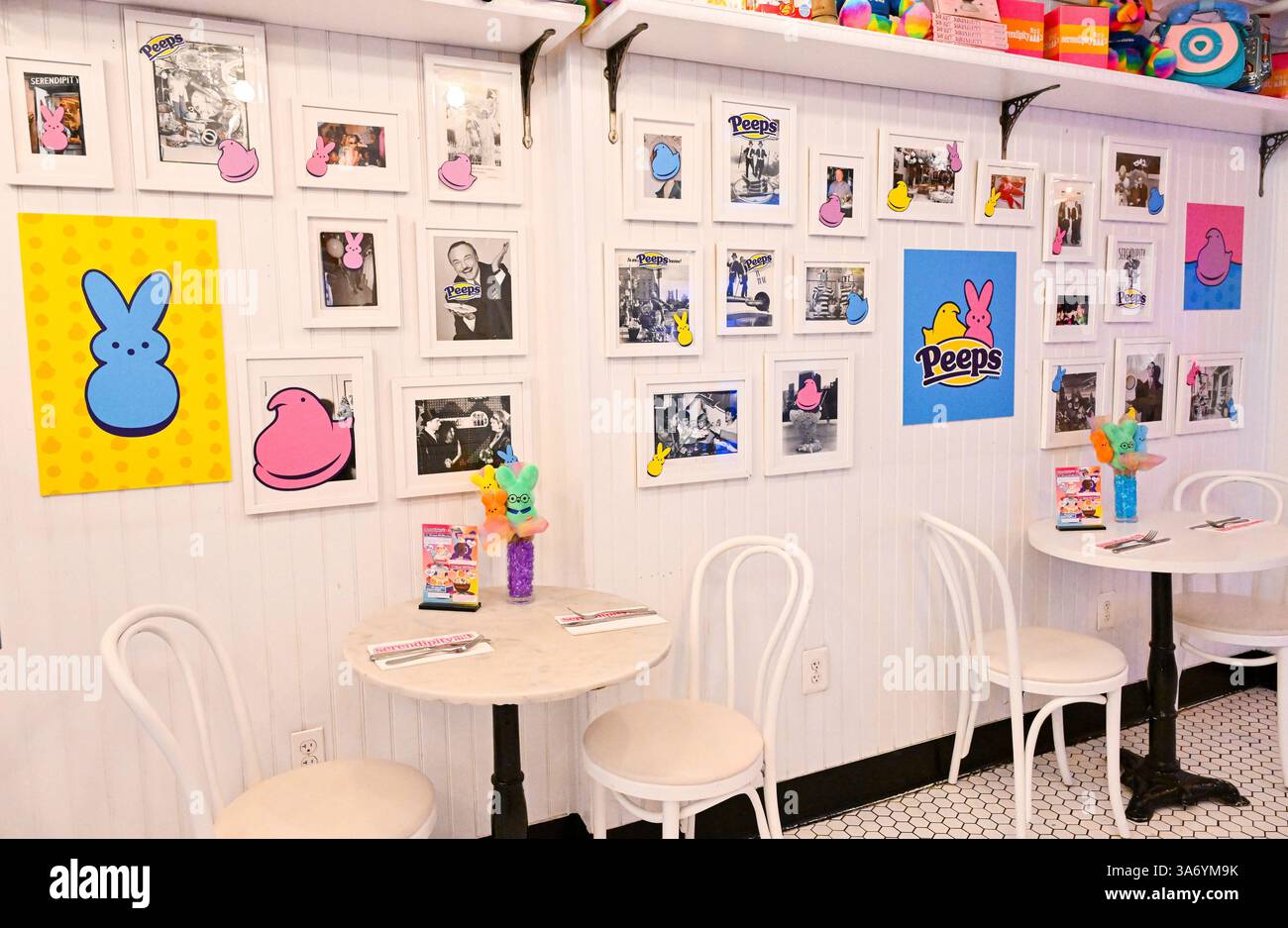 IMAGE DISTRIBUTED FOR PEEPS® - Celebrate the season with PEEPS® at the ...