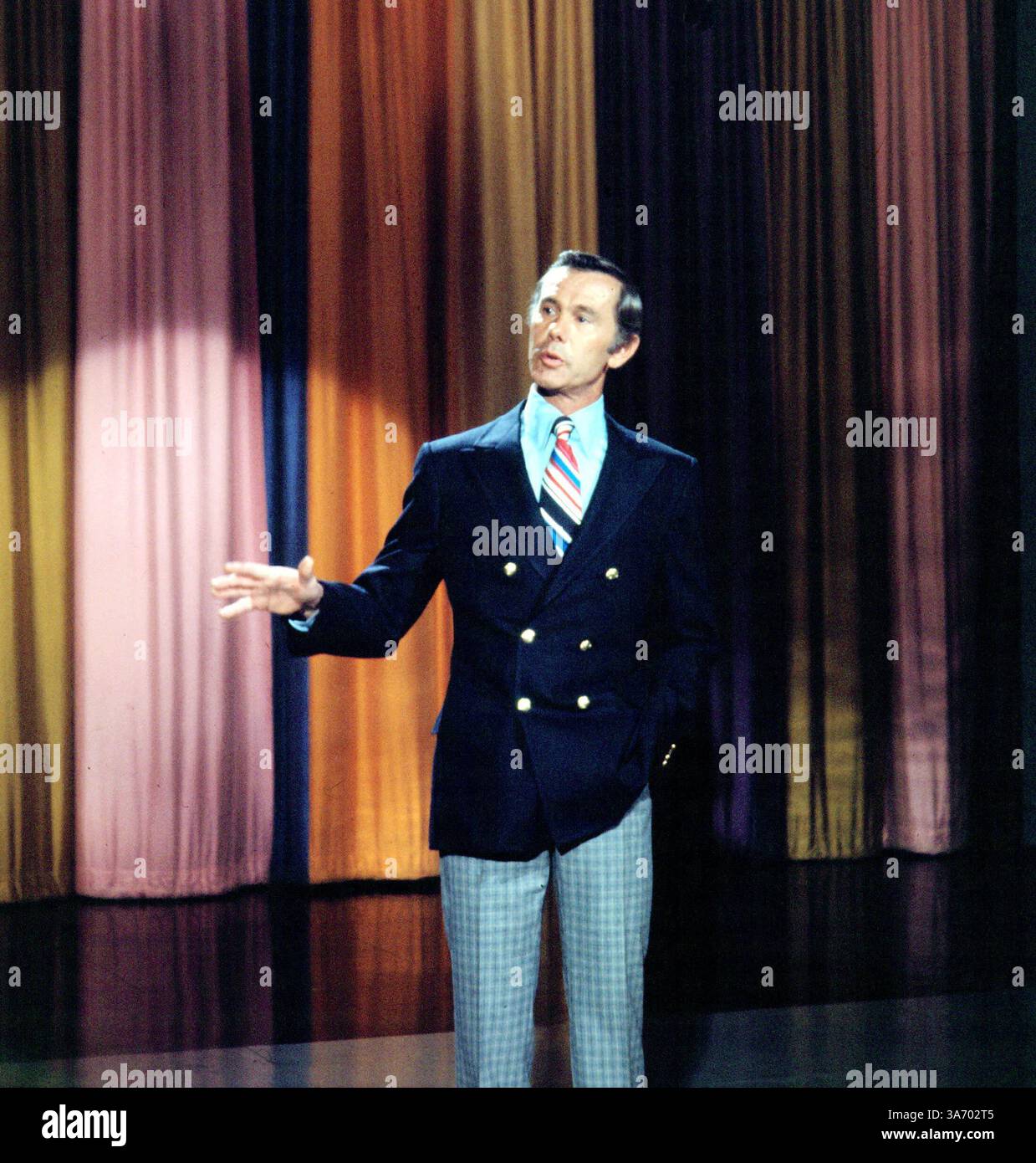 Nbc studio 1970 hi-res stock photography and images - Alamy