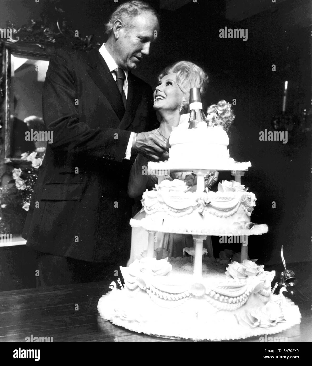 Eva gabor 2000 hi-res stock photography and images - Alamy