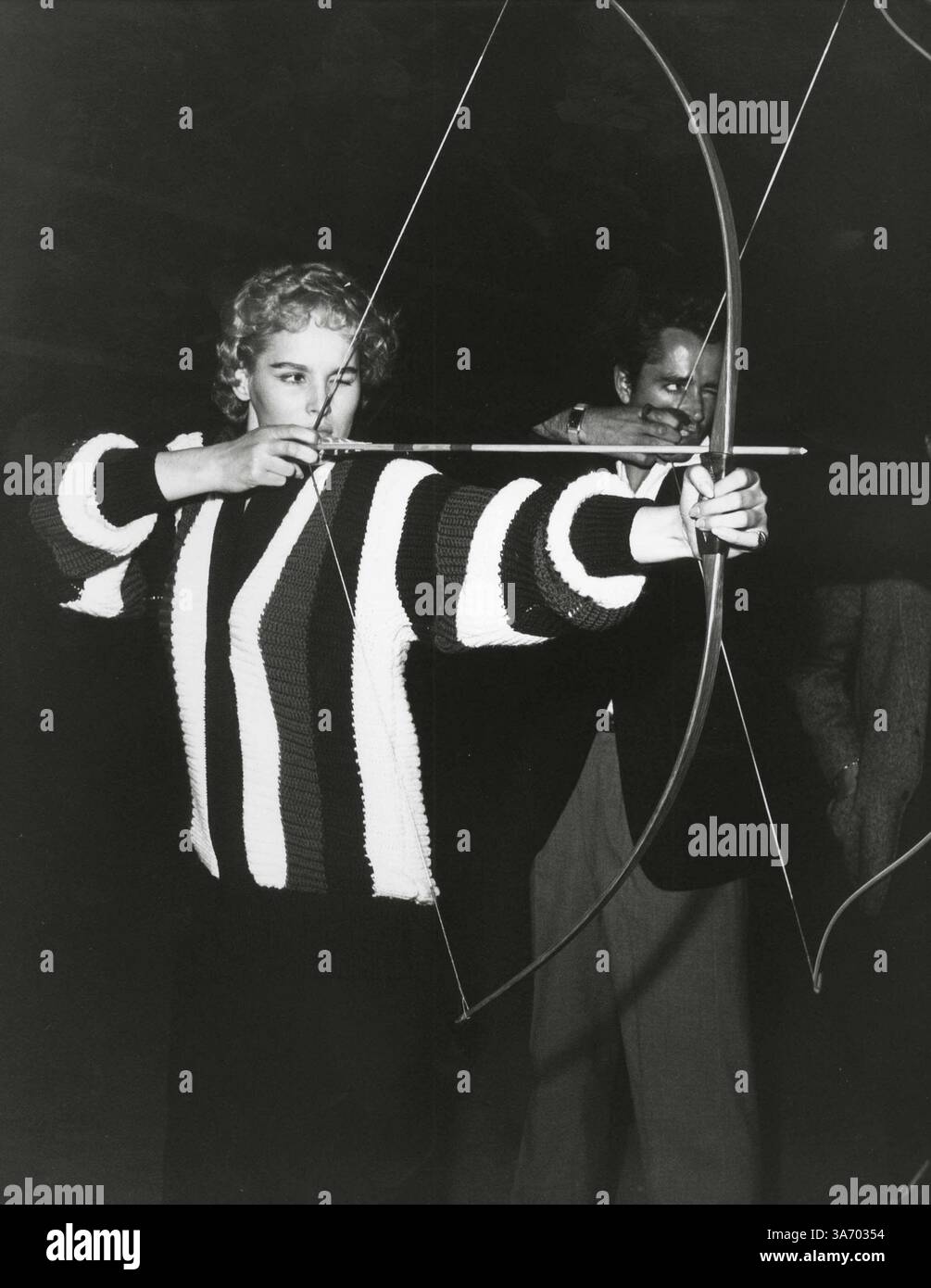 Ursula andress 2003 hi-res stock photography and images - Alamy